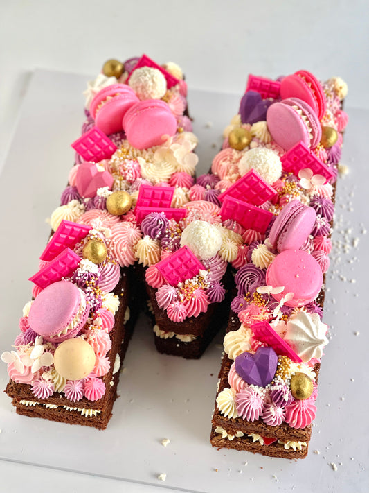 Signature Cakes | Brisbane Cakes Cupcakes Cookies – 160 Degrees