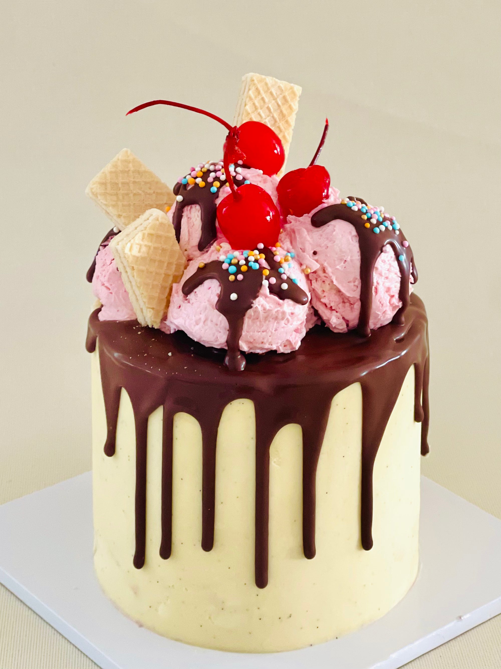 Ice cream Sundae Cake – 160 Degrees